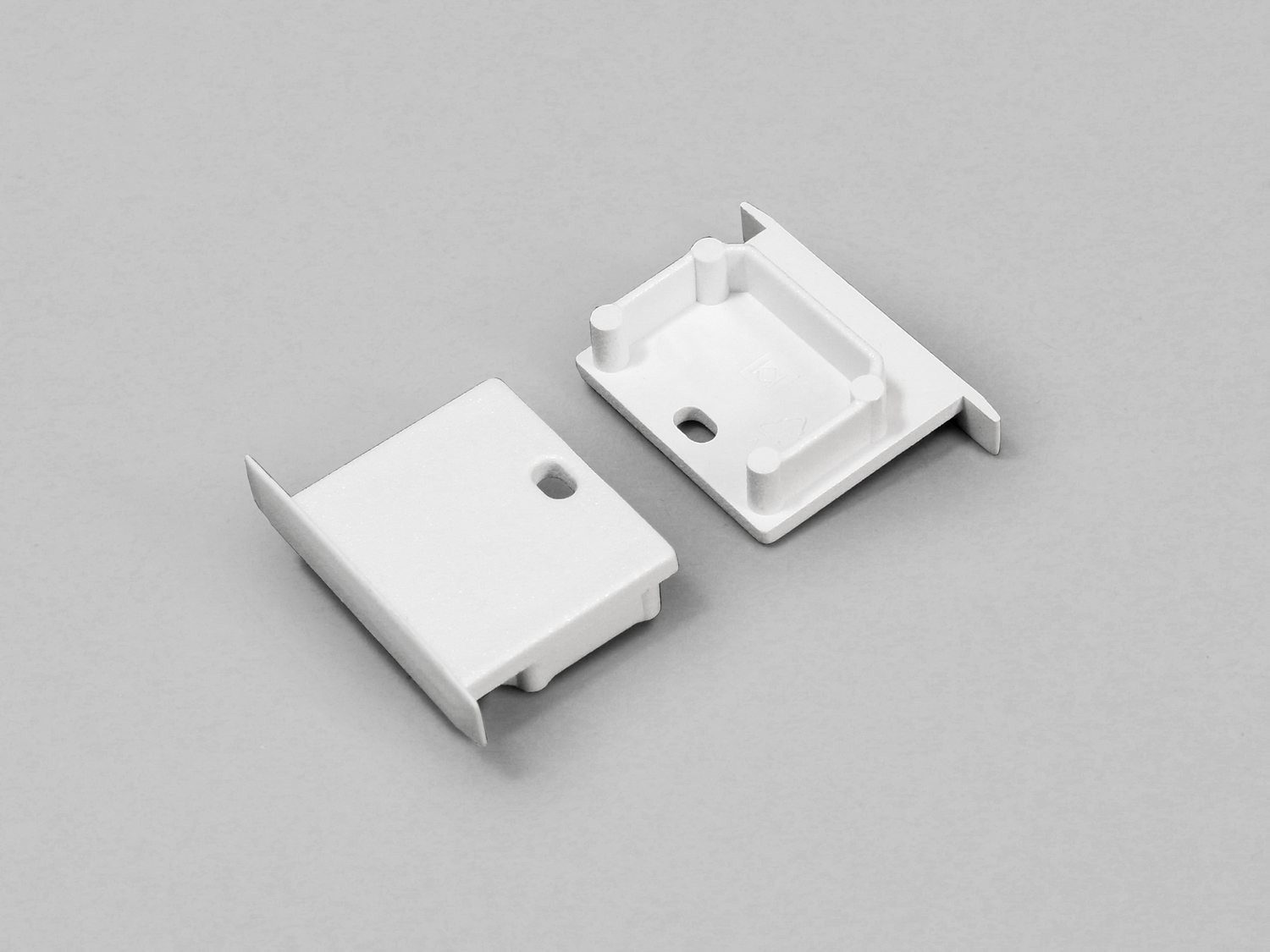 end cap LINEA-IN20 with hole white [20pcs] - End caps - TOPMET